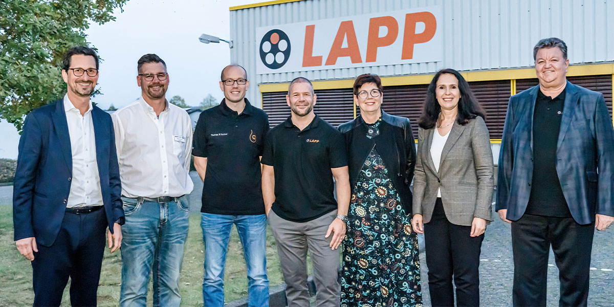 Lokale und nationale Politiker besuchen LAPP Systems